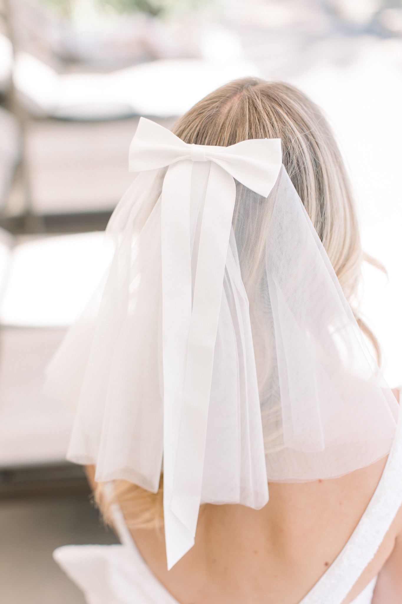 Ava Short White Veil with Bow Ribbon – Love, Odette
